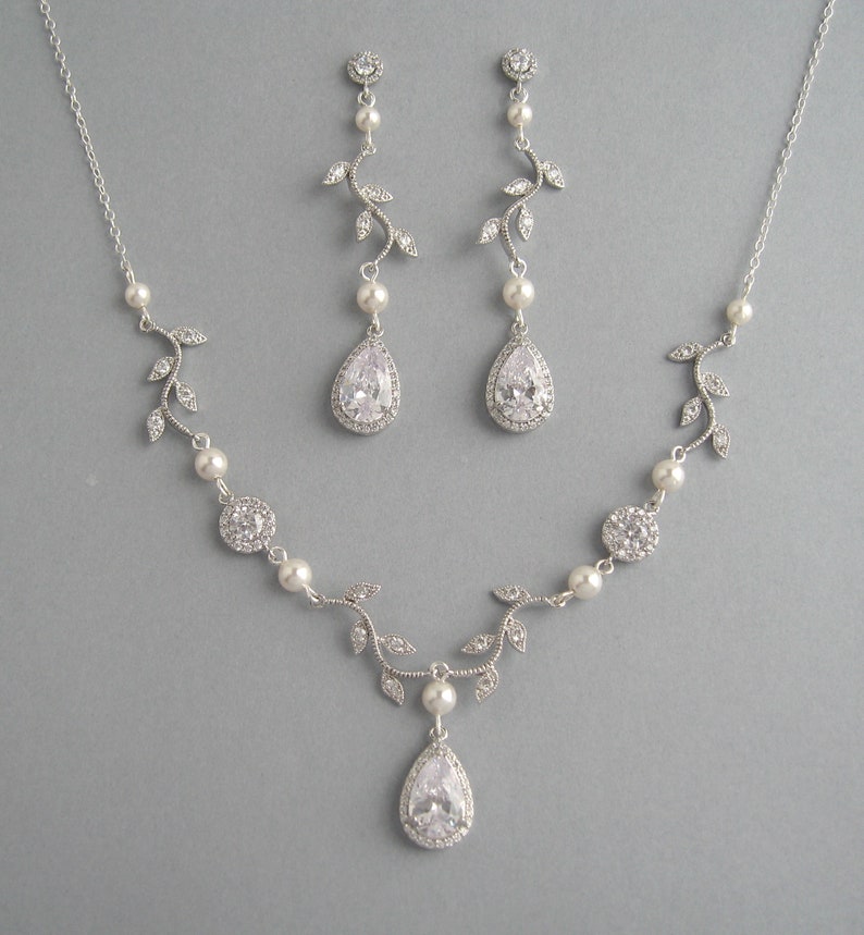 Handmade Bridal Jewelry Set: Zirconia & Austrian Crystal Pearl Necklace ...