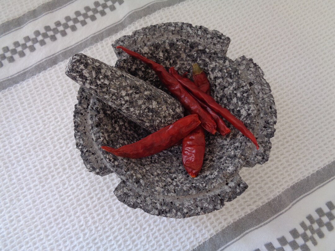 Authentic Mexican Volcanic Stone Molcajete, Small Handcarved Molcajete ...
