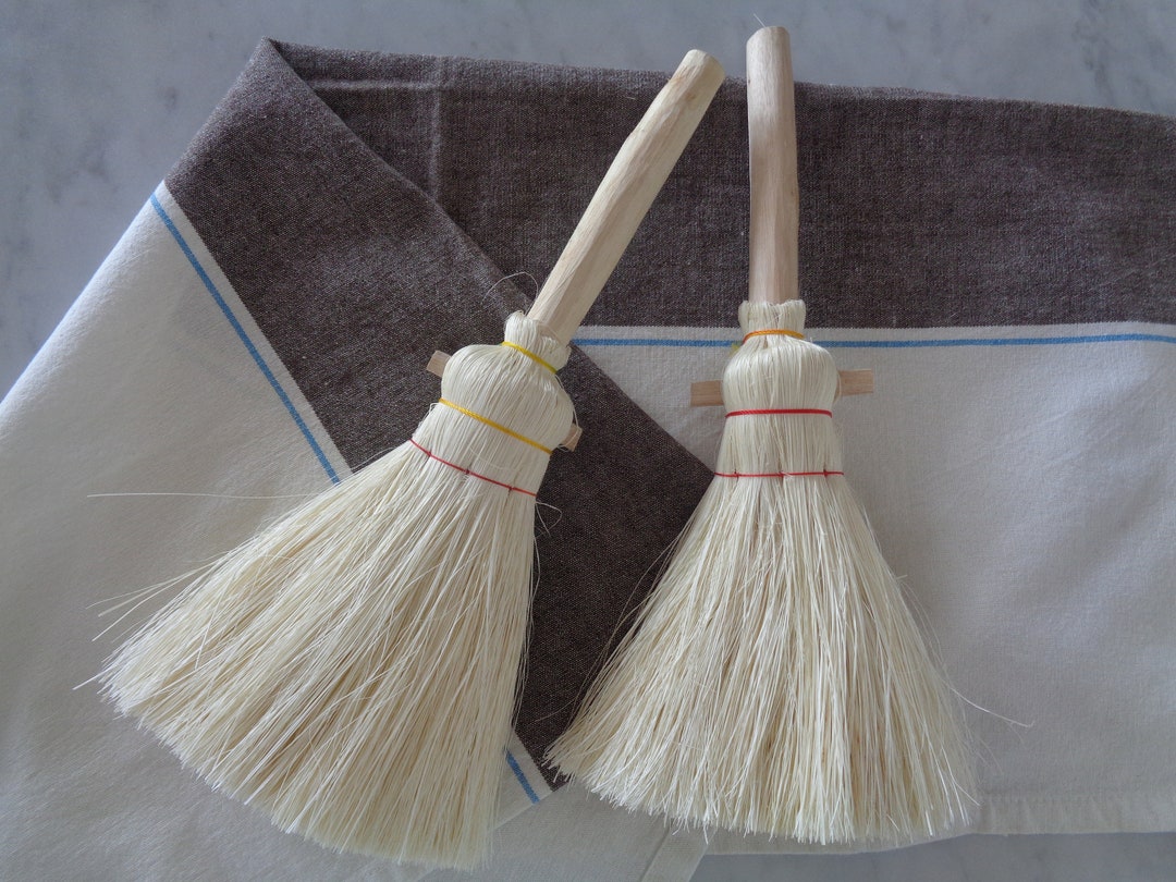 Artist Brushes, Artisanal Paint Brushes, Table Crumb Brushes ...