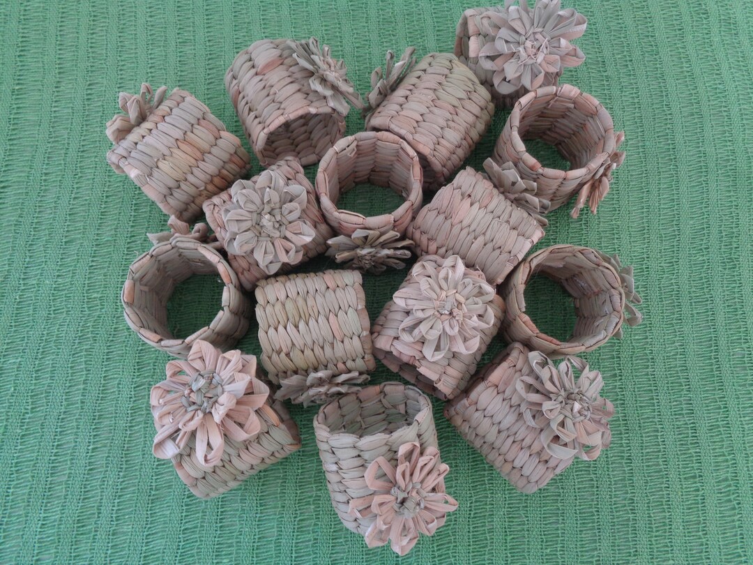 Natural Fiber Napkin Holder, Tule Napkin Holder, Artisanal Napkin ...