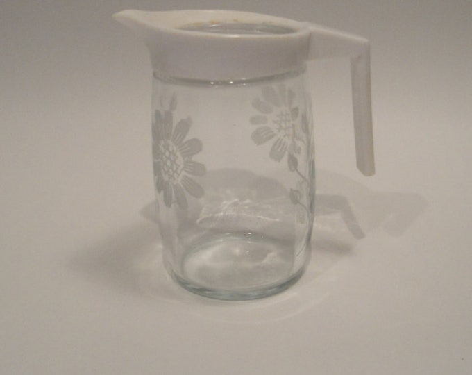 Vintage Corelle Pyrex Cream Dispenser, Creamer Etched Daisy Flower - Etsy