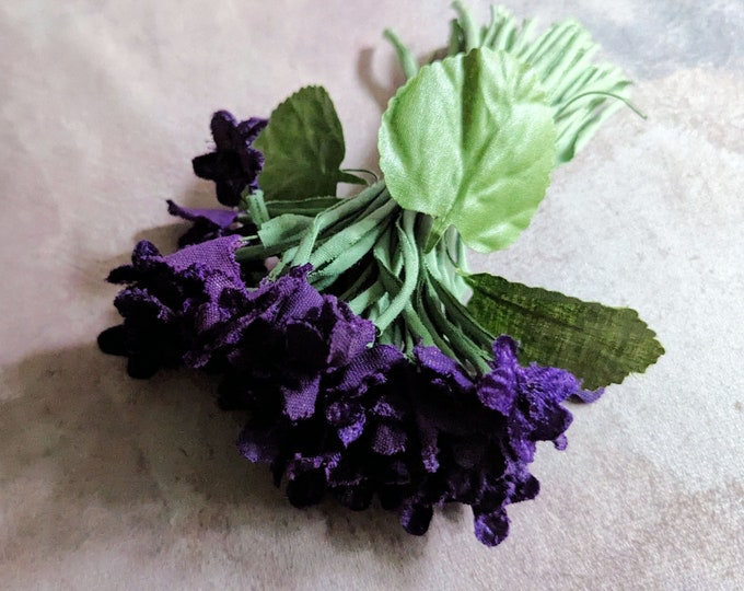 Vintage Velvet Violets Dark Purple Millinery Flowers Old Fashioned ...