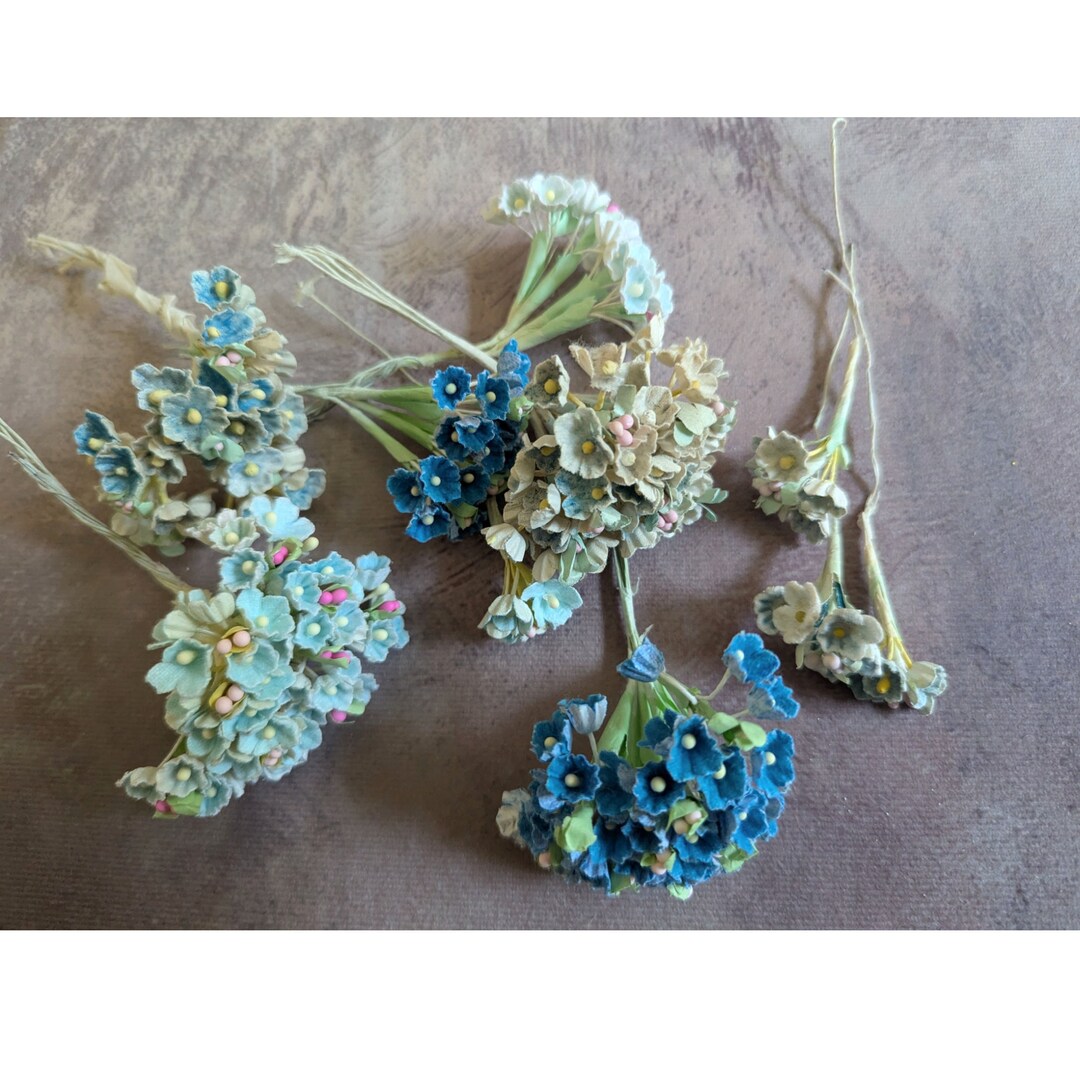 Lot of Paper Forget Me Not Flowers NOS Tiny Mixed Blue Vintage and ...
