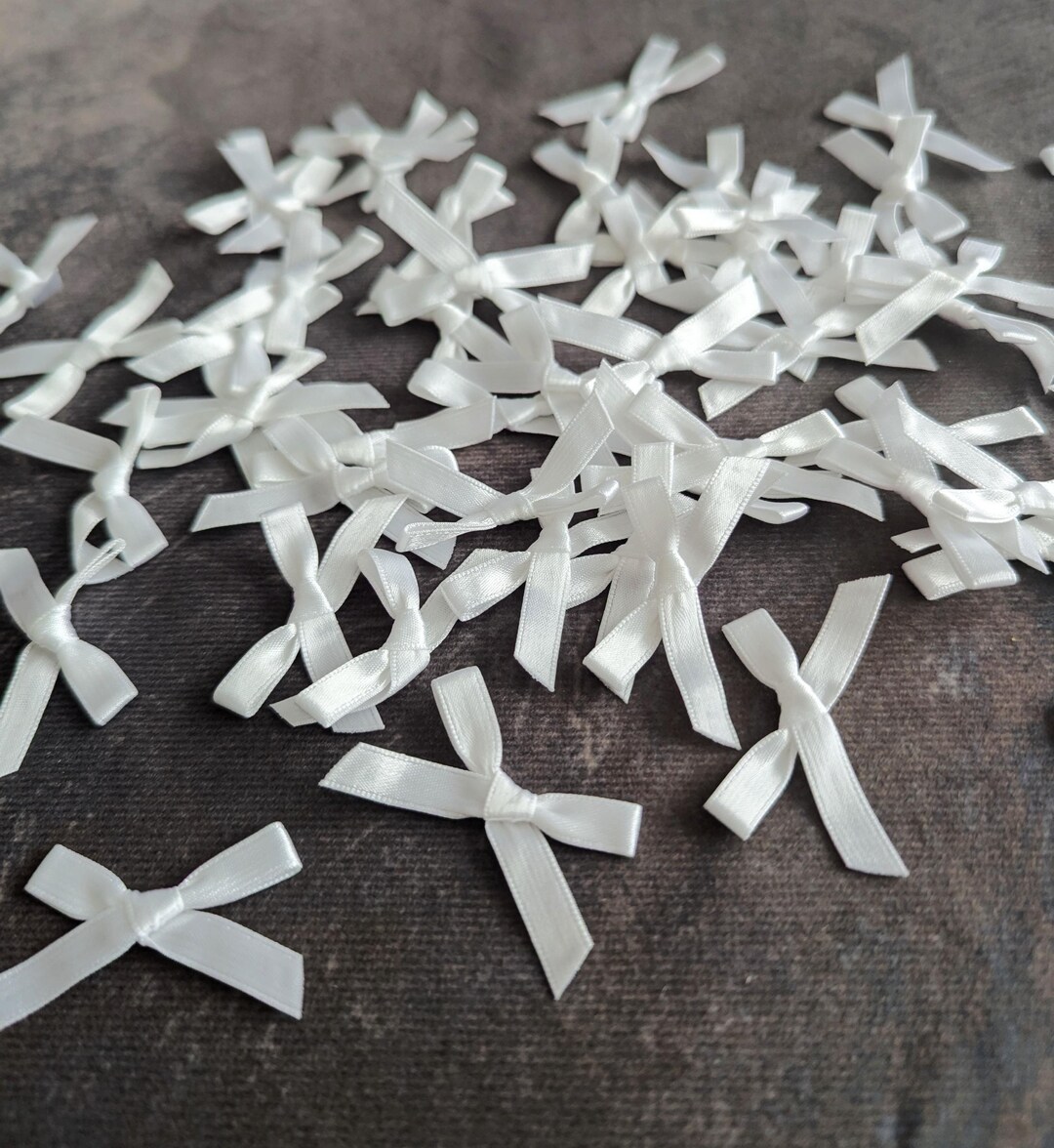 CLEARANCE SALE 100 Vintage Small White Bows Satin Ribbon Appliques ...