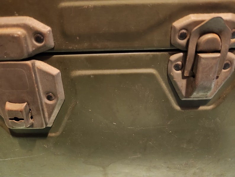 Vintage Union Metal Tool Box - Etsy