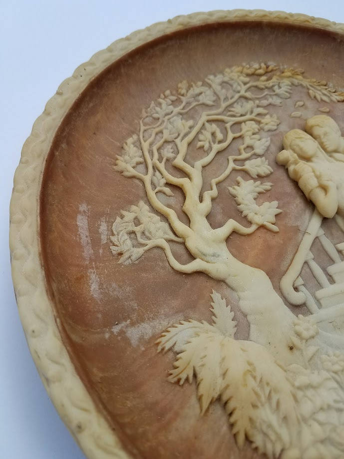 Incolay Stone Plate the Kiss - Etsy