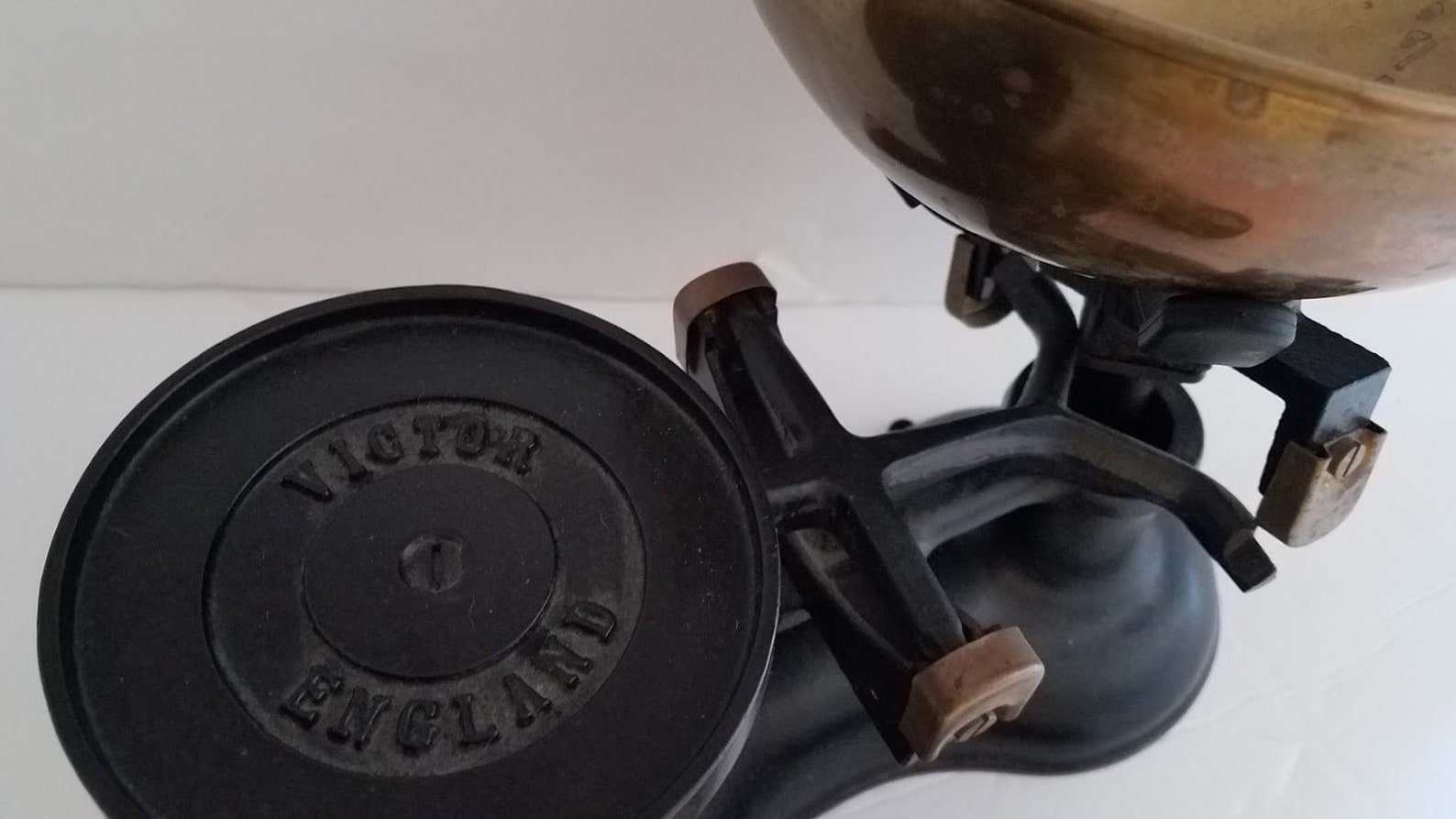 Vintage Victor Scale and Weights Made in England | Etsy