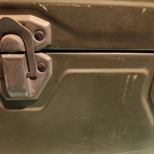 Vintage Union Metal Tool Box - Etsy