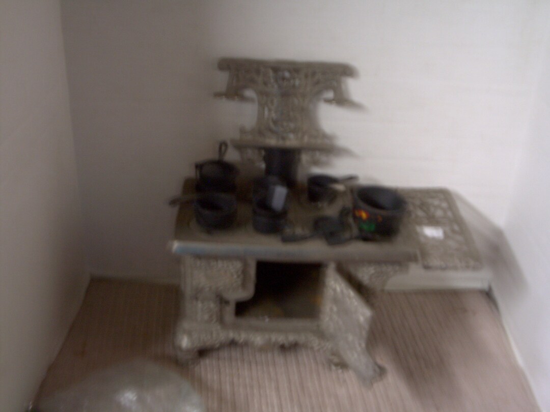 Cast Iron Antique Mini Stove - Etsy