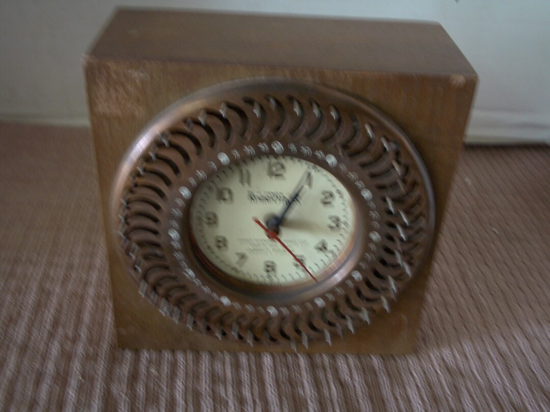 Antique James Remind Clock - Etsy
