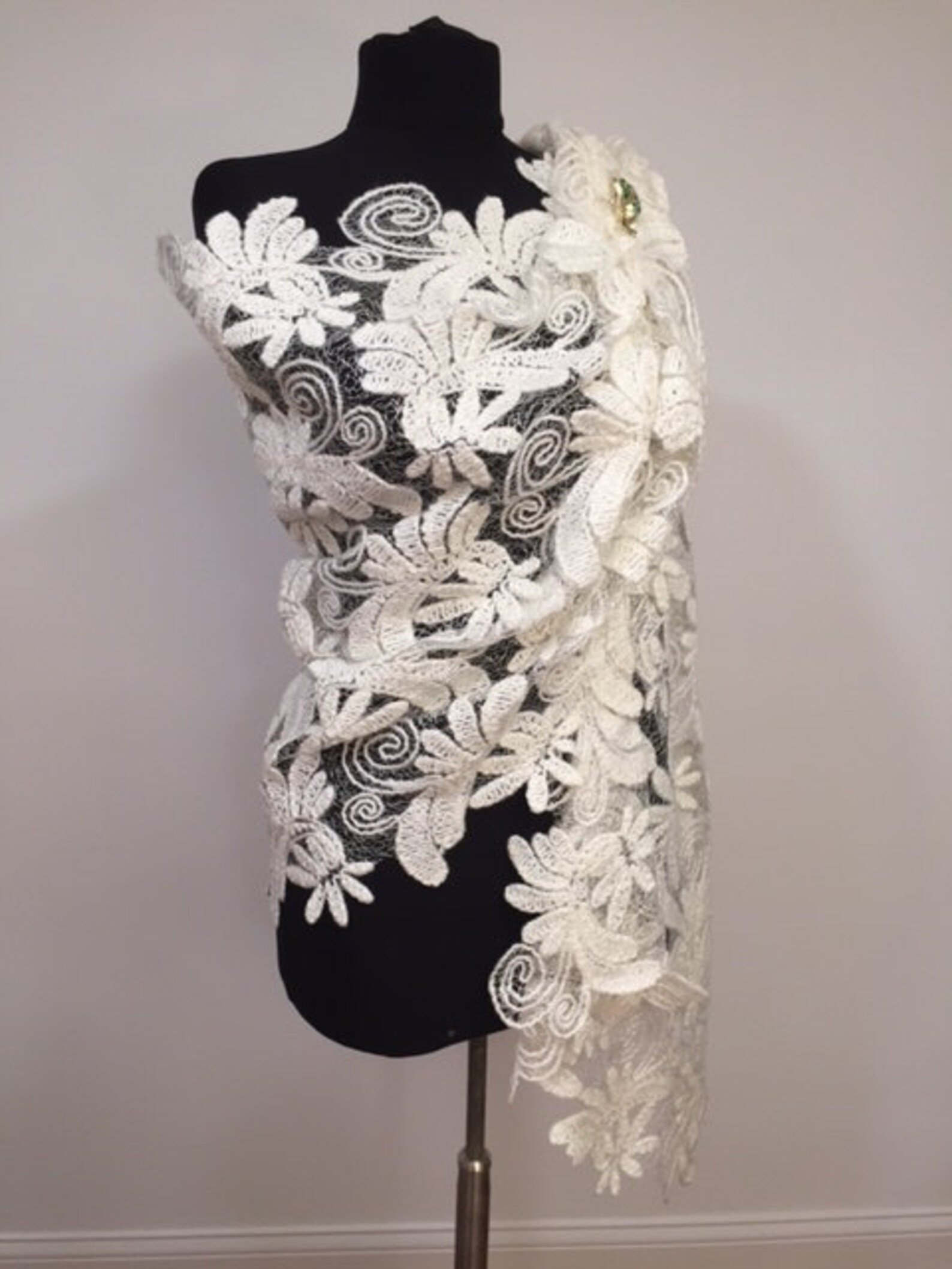 Stunning Wool Lace White Shawl, Tulle and Wool Shawl, Embroidered Shawl ...