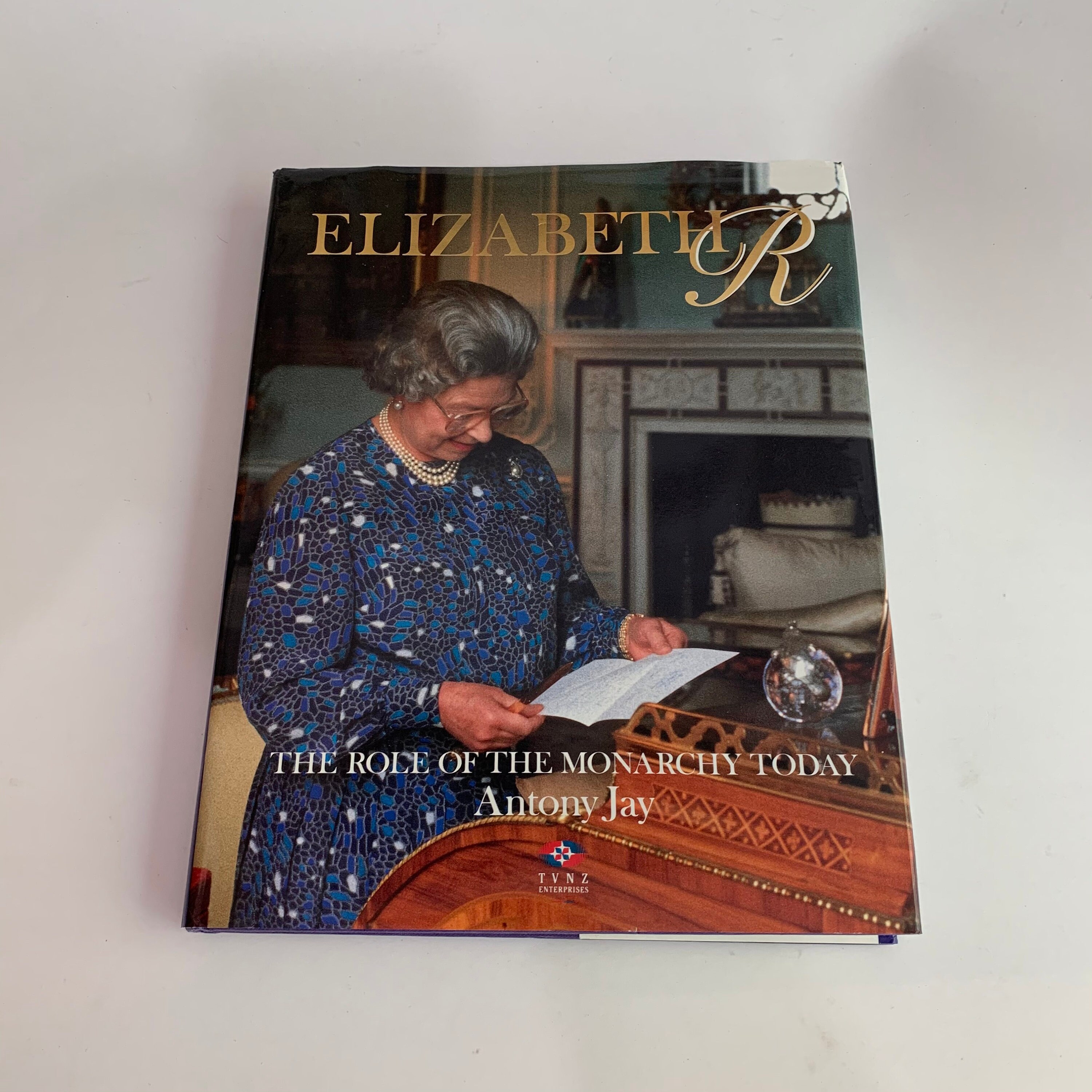 Vintage Book Elizabeth R | Etsy