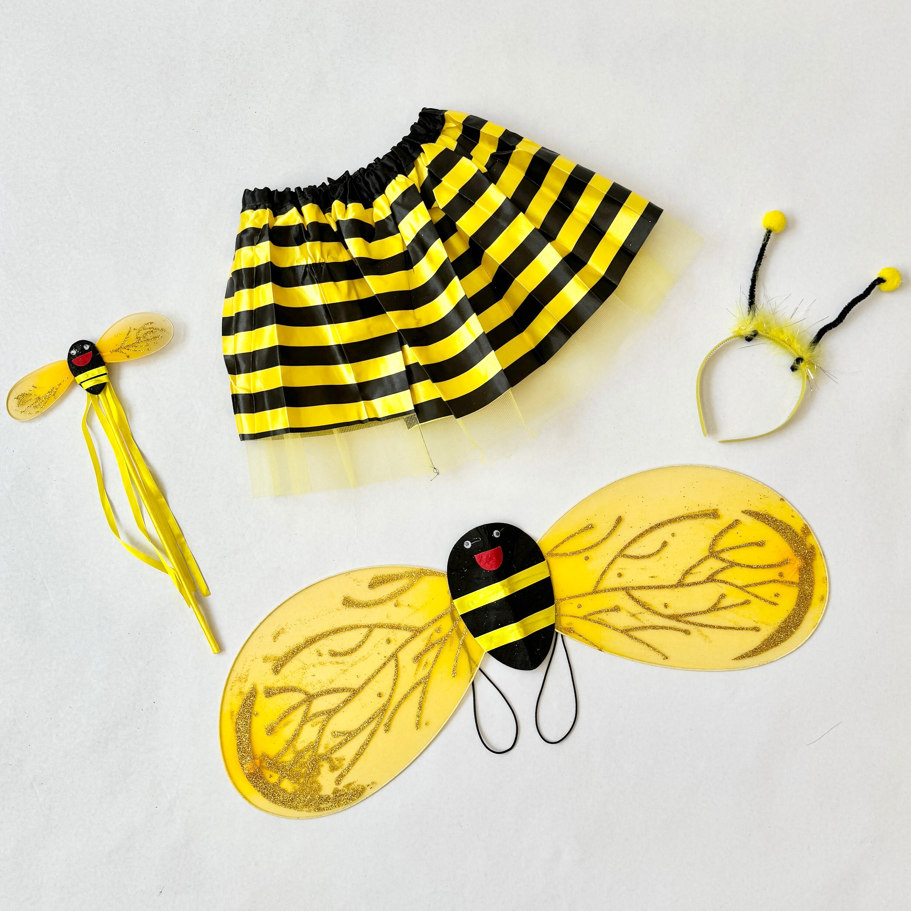 Buzzing Fairy: 4-piece Bee Costume Set for Girls With Wings, Tutu, Wand ...