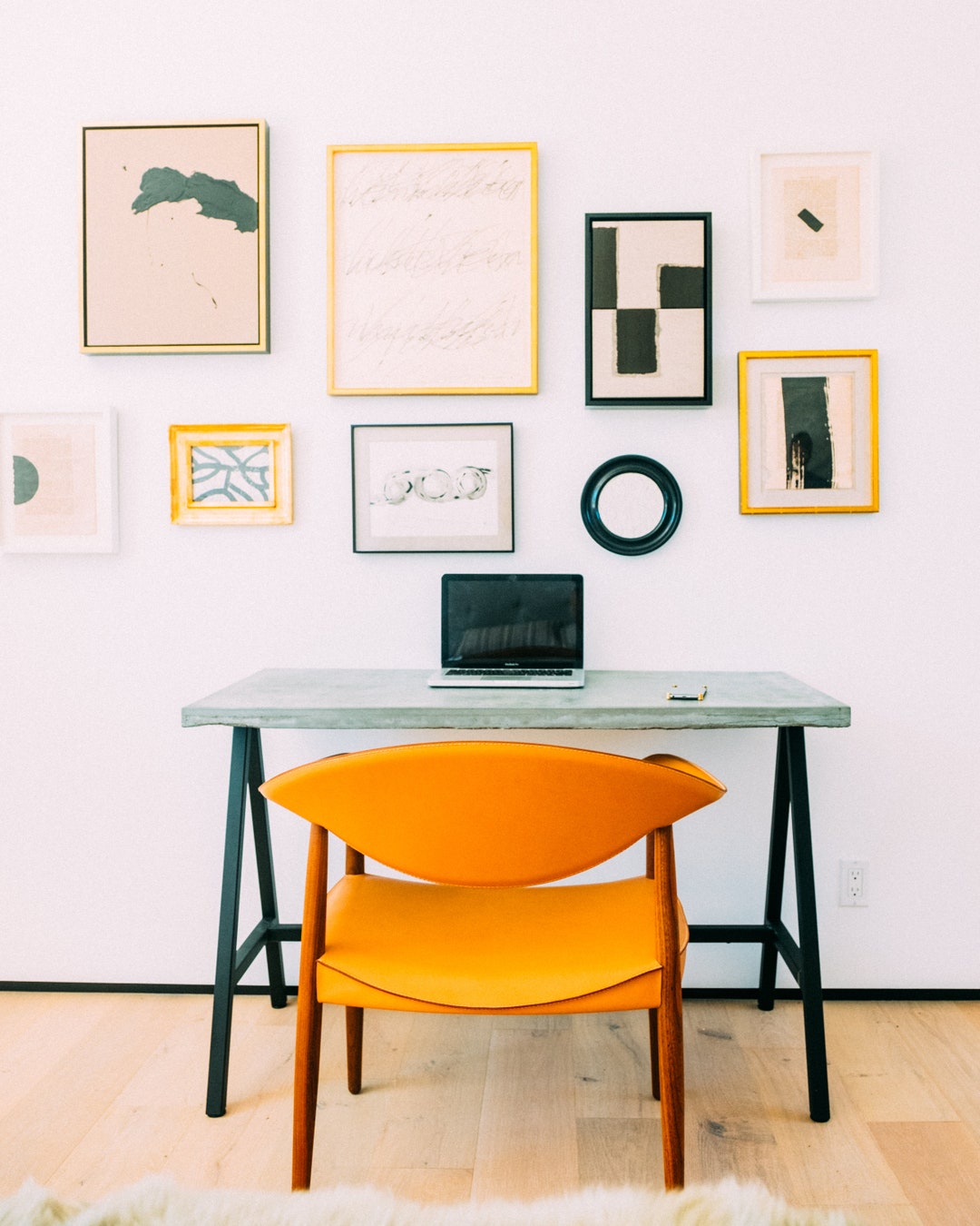 Modern Concrete Desk / Computer Desk Minimal. Minimalist Desk Minimal ...