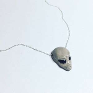 Floating Grey Alien Head Necklace 16-18 Solid Sterling Silver Chain ...
