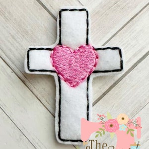 TLS Feltie Cross With Heart Embroidery Design - Etsy