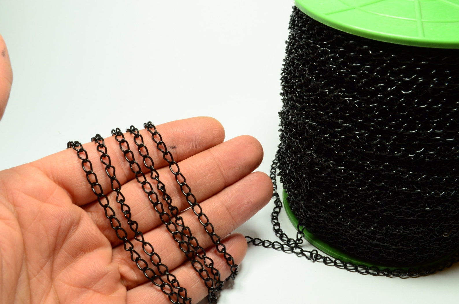 33 Feet 10 Meters Black Chain 3.5 X 5 Mm Circle thickness of | Etsy