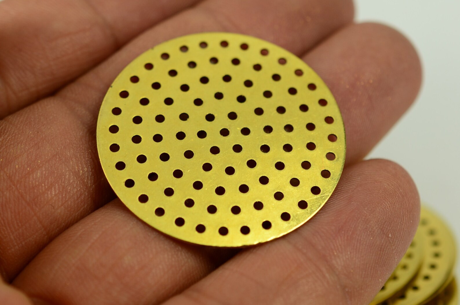 6 Pieces Raw Brass Perfoarted Disc 35 Mm Findings Round Disc H0061 - Etsy