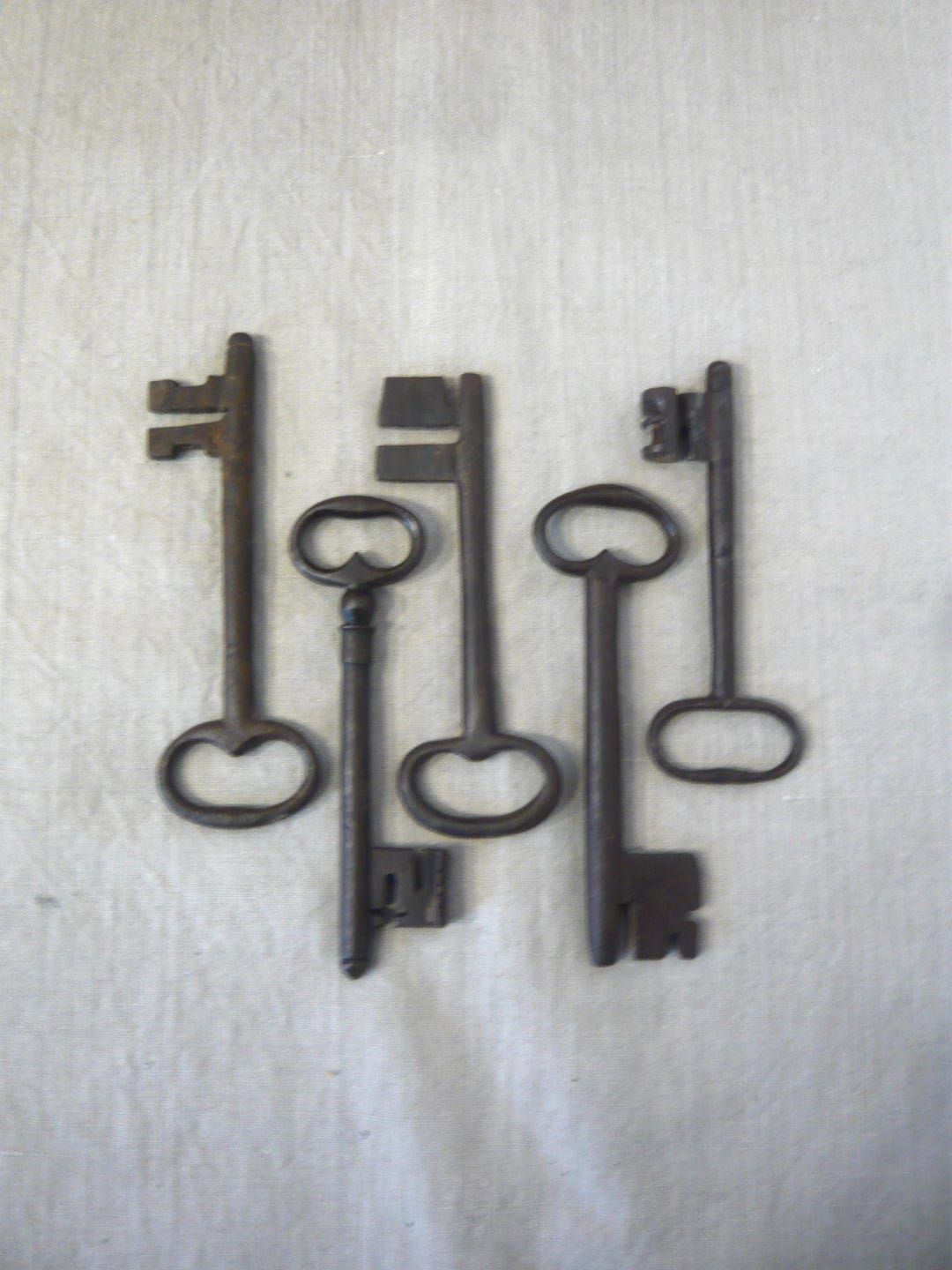 Antique Keys Set With Rusty Patina Set of 5 Skeleton Keys Home Decor ...