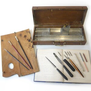 Antique Paint Box With Its Key and Folding Palette Artist Box Art ...