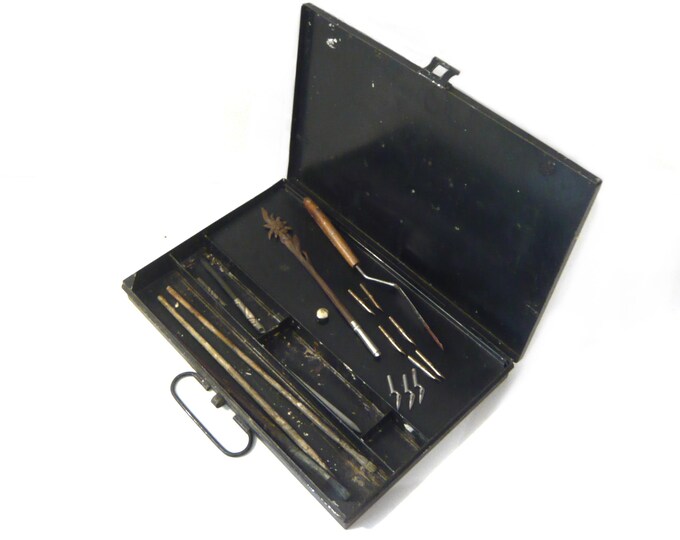 Antique Painter Box Paint Box With Compartments Black Lacquered Tin ...
