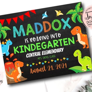 Dinosaur Back to School Sign Chalkboard, Printable First Day of School ...