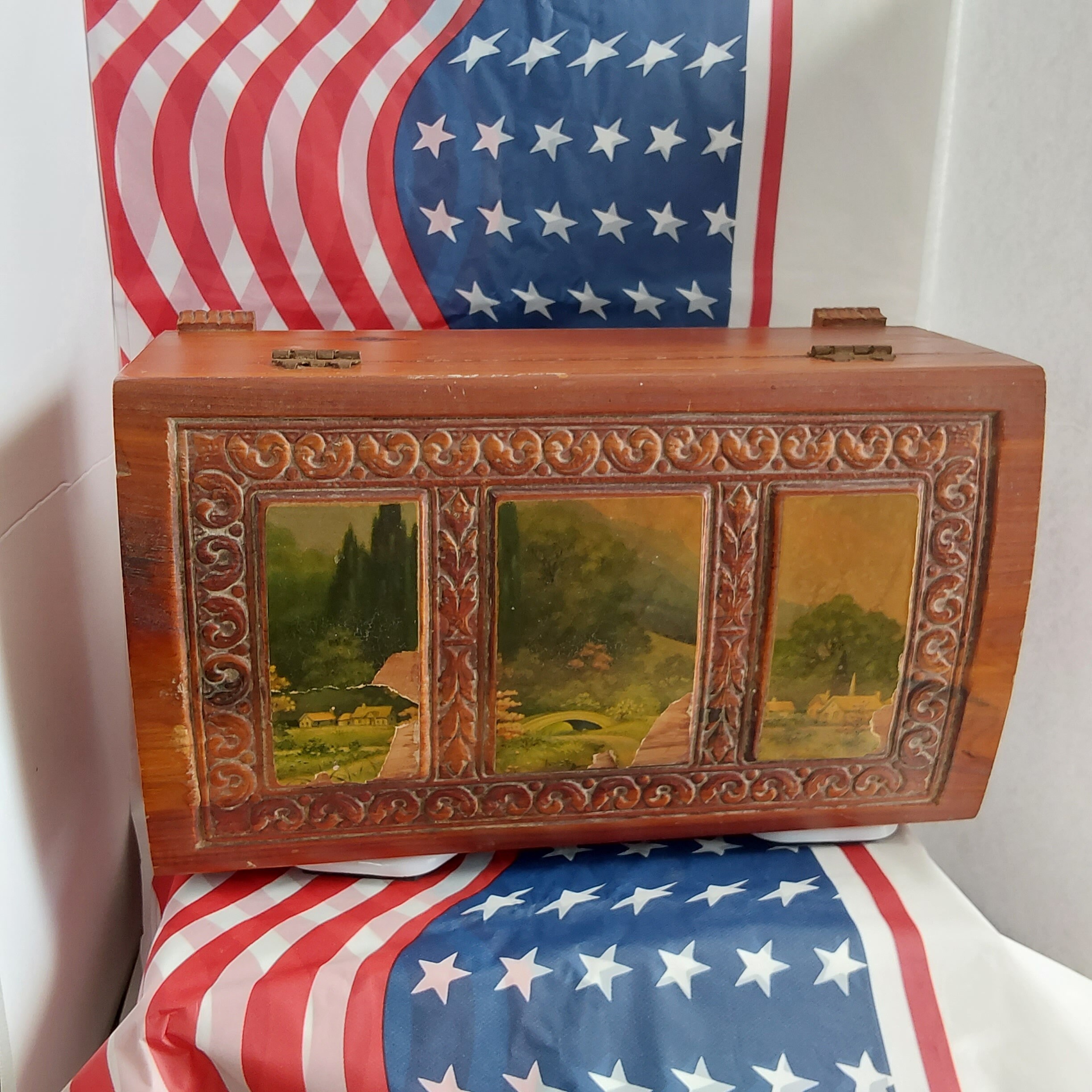 1930's Small Cedar Cest/box - Etsy