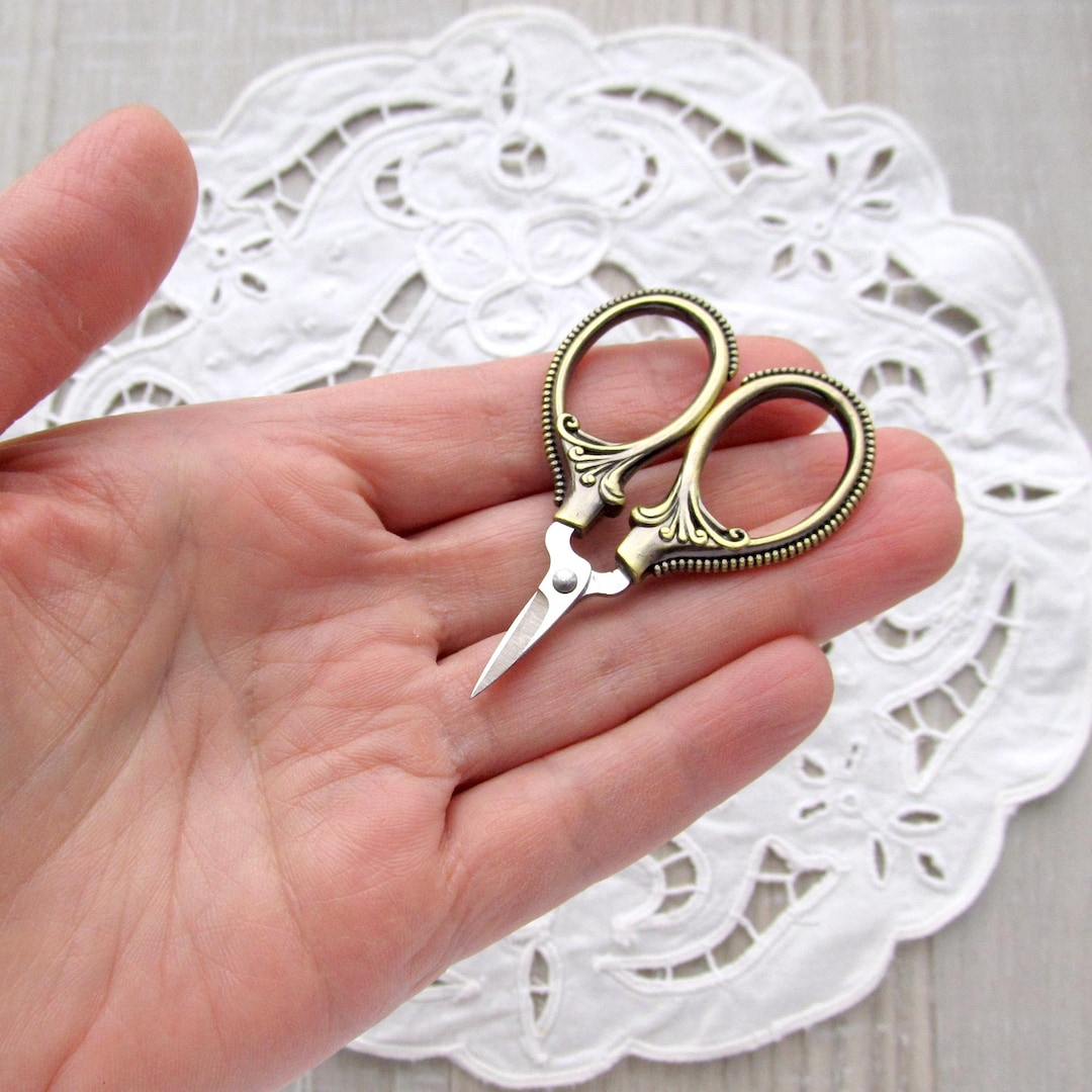 Small Embroidery Scissors Vintage Style Craft Tools Antique Bronze ...