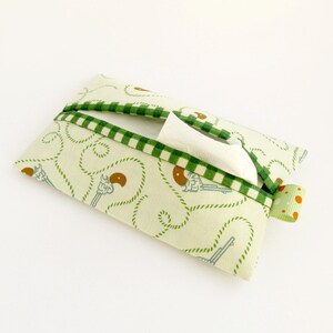 Green Tissue Travel Case, Pocket Tissue Holder With Revolvers, Guns ...