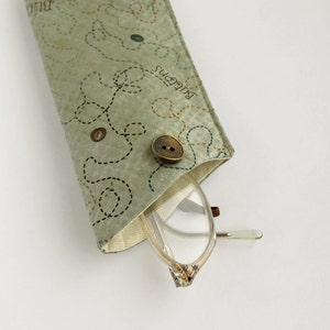 Buttons Eyeglass Green Case - Etsy