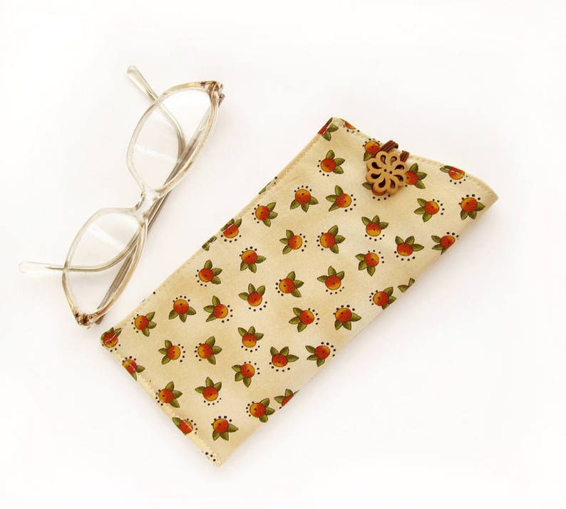 Soft Glasses Case, Floral Eyeglass Case, Beige Glass Holder, Buttons ...