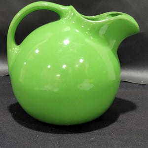 Vintage Hall Green Ball Pitcher, Pre-owned - Etsy