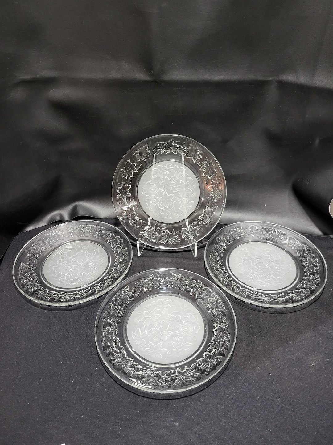 Princess House Fantasia Dinner Plates, Set of 4, Poinsettia Pattern ...