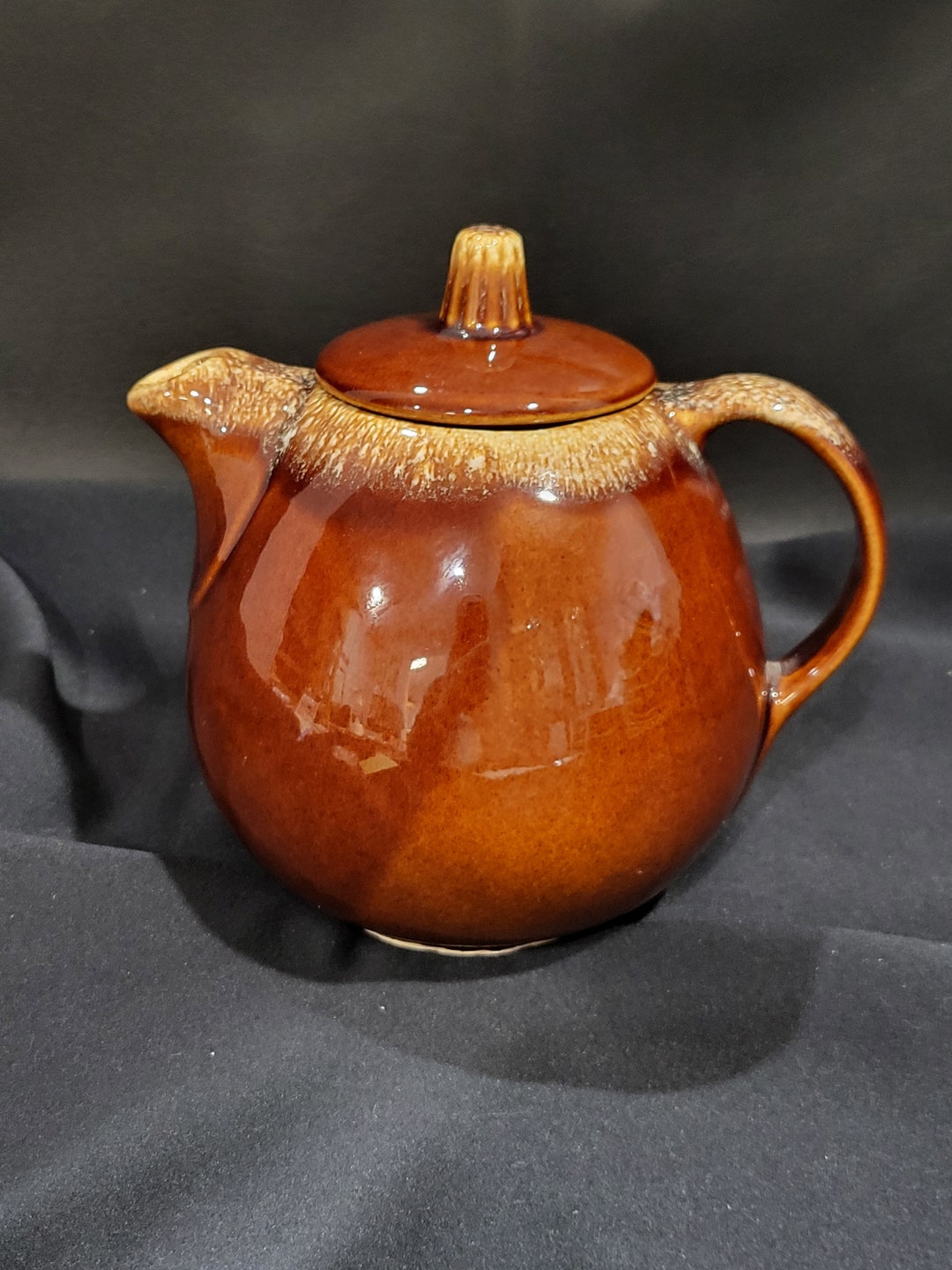 Vintage Hull Pottery Teapot - Etsy