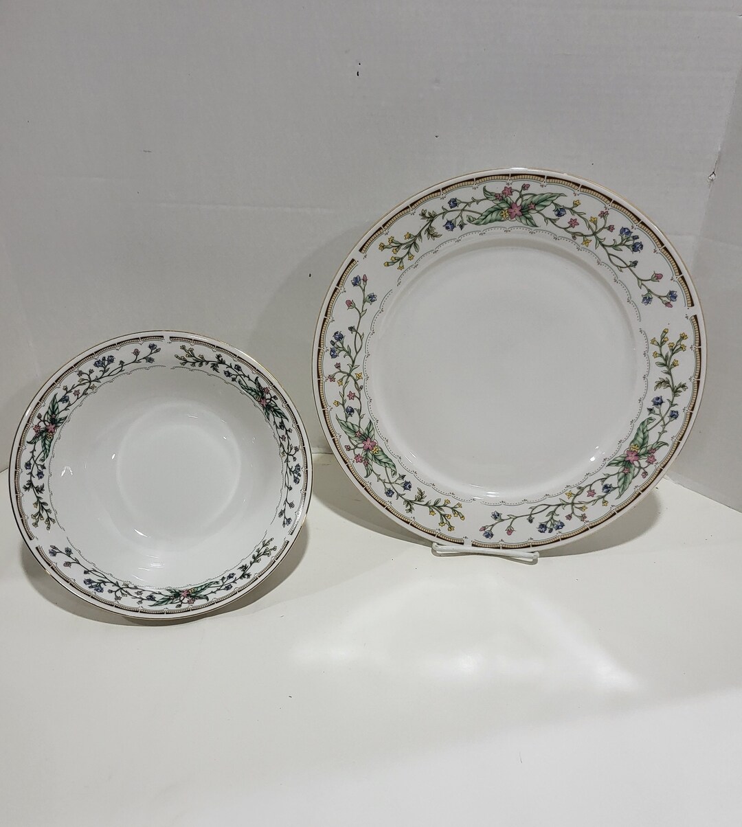 Farberware Wellesley 4245 Chop Plate and Serving Bowl Set - Etsy
