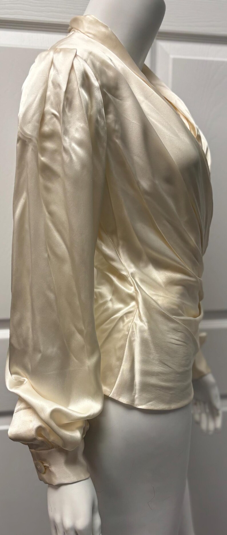 Bill Blass Vintage Satin Blouse Ivory Wrap Top Long Sleeve Size 4 Usa