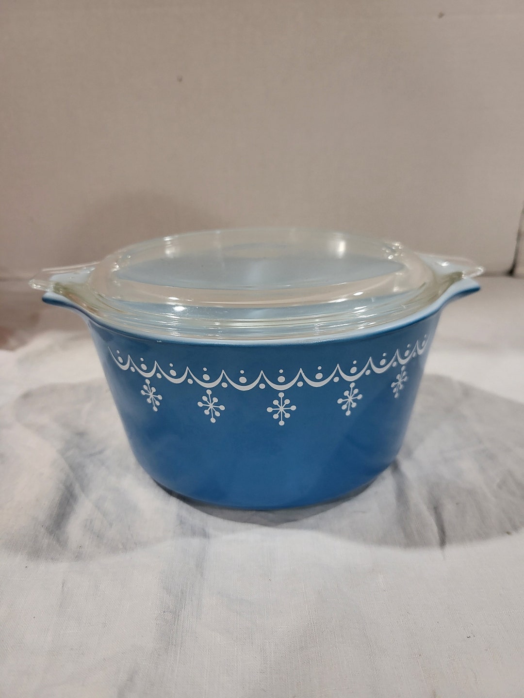 Vintage Pyrex 1 Quart Snowflake Casserole Dish - Etsy