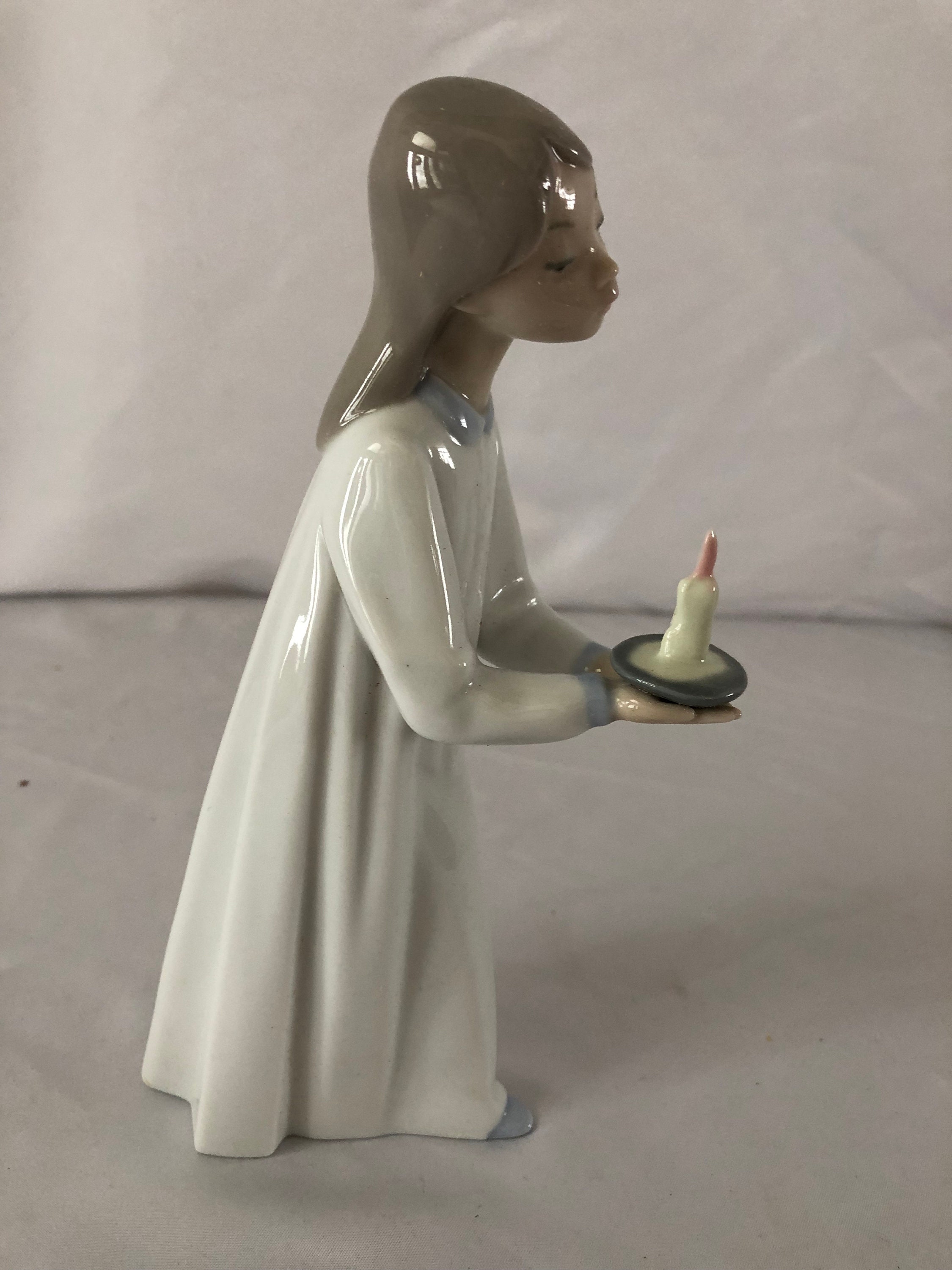 Lladro Girl With Candle #4868 NIB - Etsy