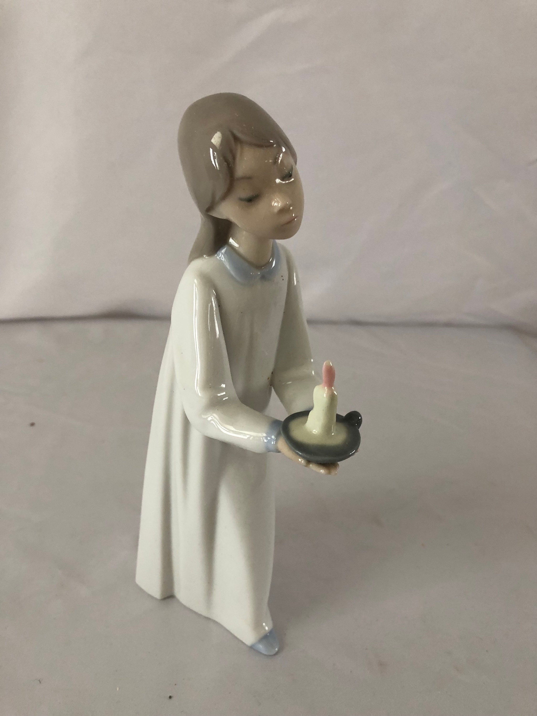 Lladro Girl With Candle #4868 NIB - Etsy