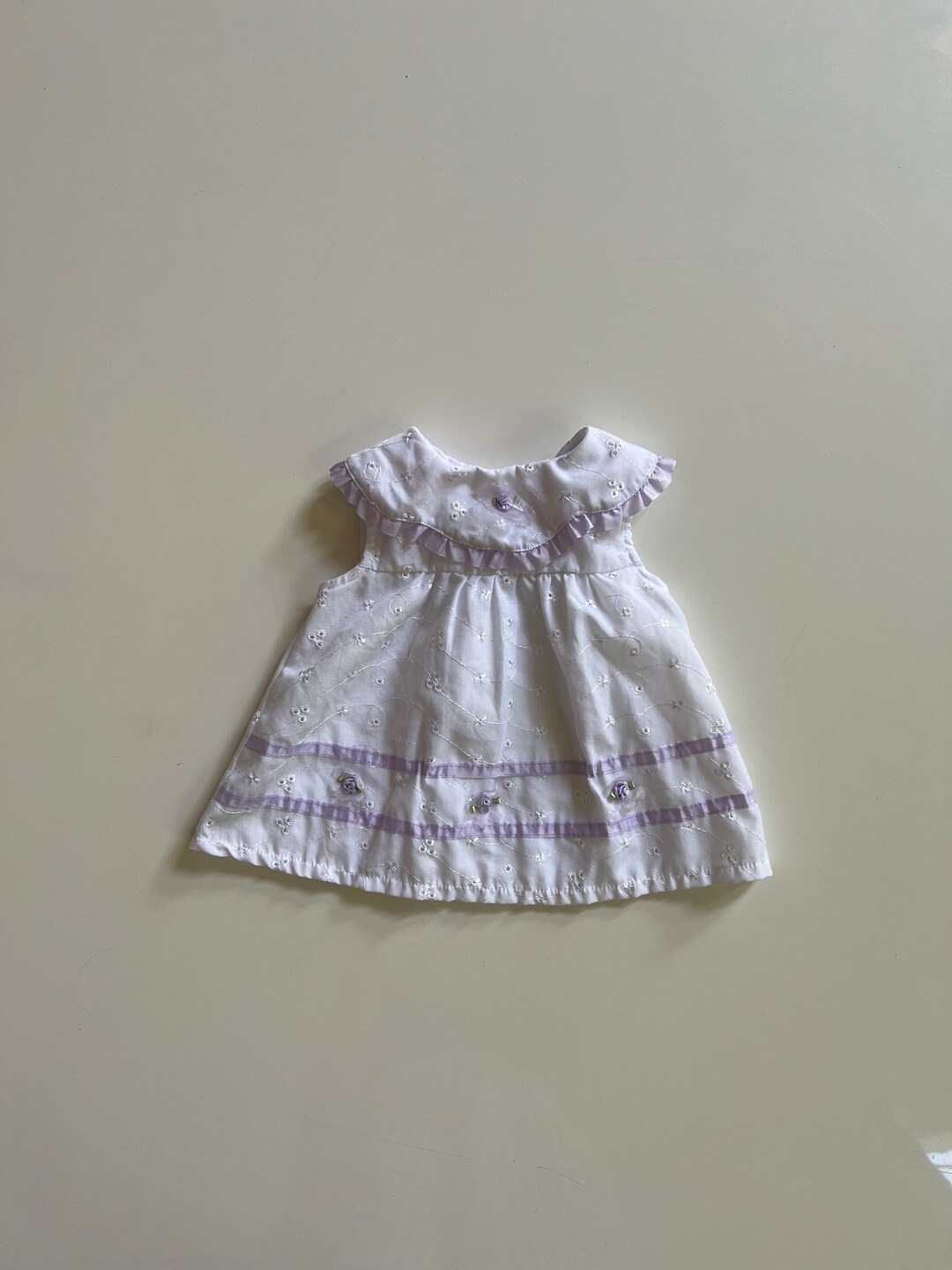 Vintage White Wyelet Sleeveless Dress With Lacey Collar and Lavender ...