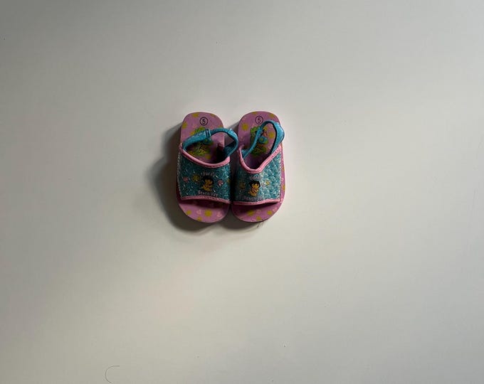 Vintage Dora the Explorer Slide Sandals in Pink and Blue Dora Cartoon ...