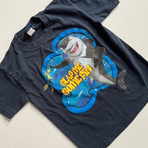 Vintage Dreamworks Shark Tale Kids Tee Shirt Navy Blue With Silk Screen ...