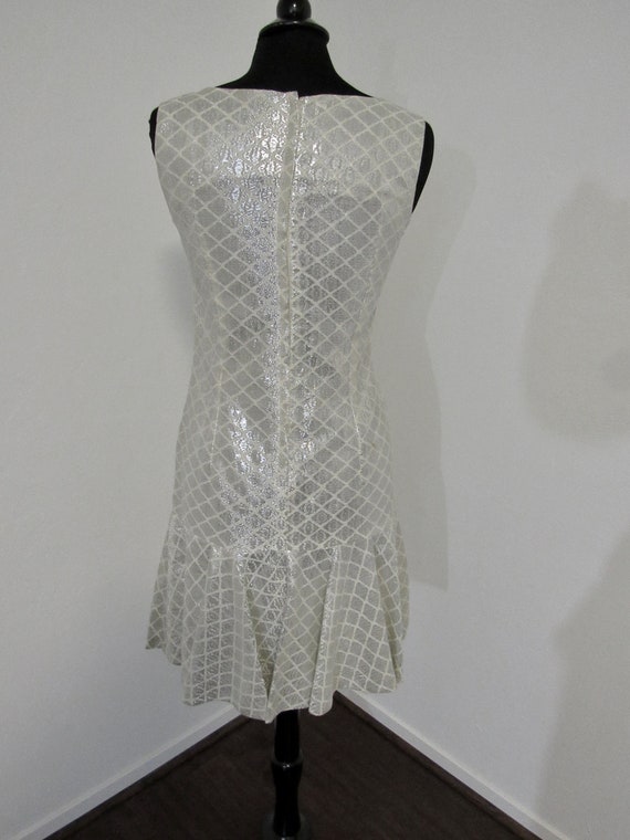 Ultra Mod 1960s Curve-hugging, Metallic Silver Diamon… - Gem