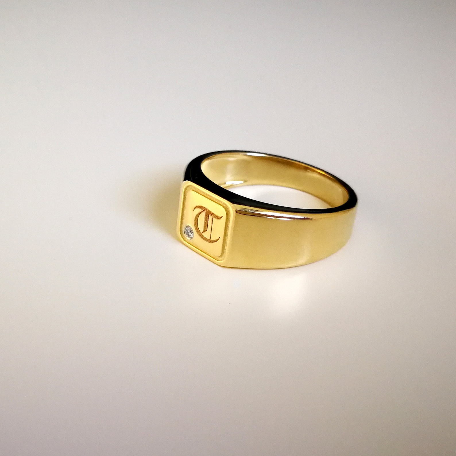 14k Solid Gold Signet Ring, Personalized Engraved Monogram Men's Ring ...