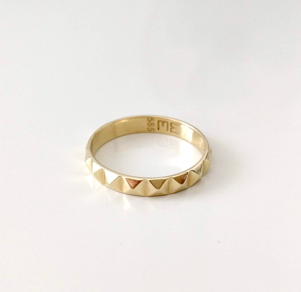 Studded Pyramid Stacking Ring, 14k Gold Band - Etsy