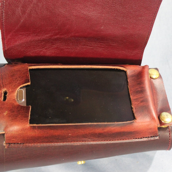 Gauntlet Phone Case - Etsy UK