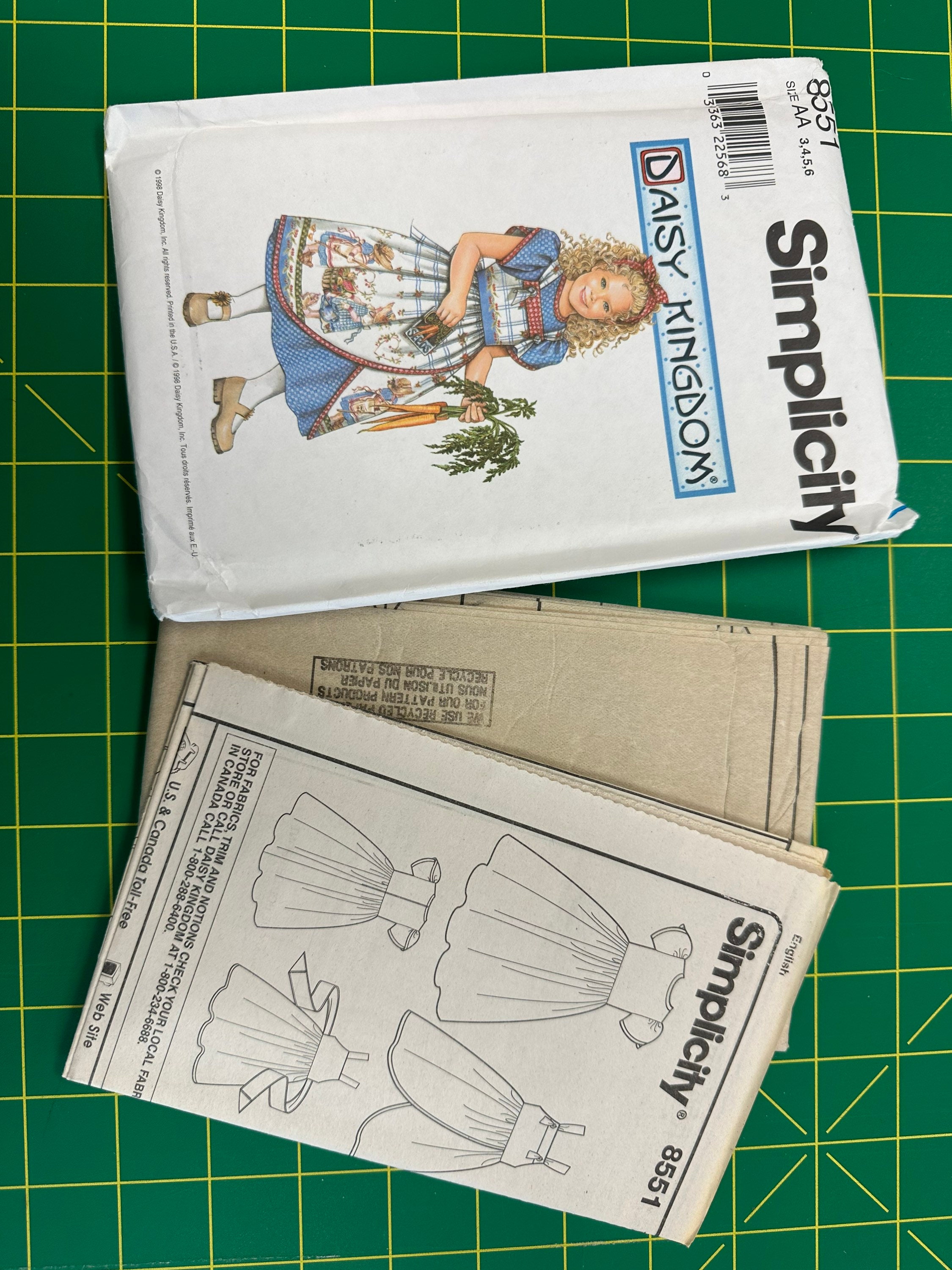 Vintage 1998 Simplicity 8551 Pattern UNCUT Daisy Kingdom Dress Size AA ...