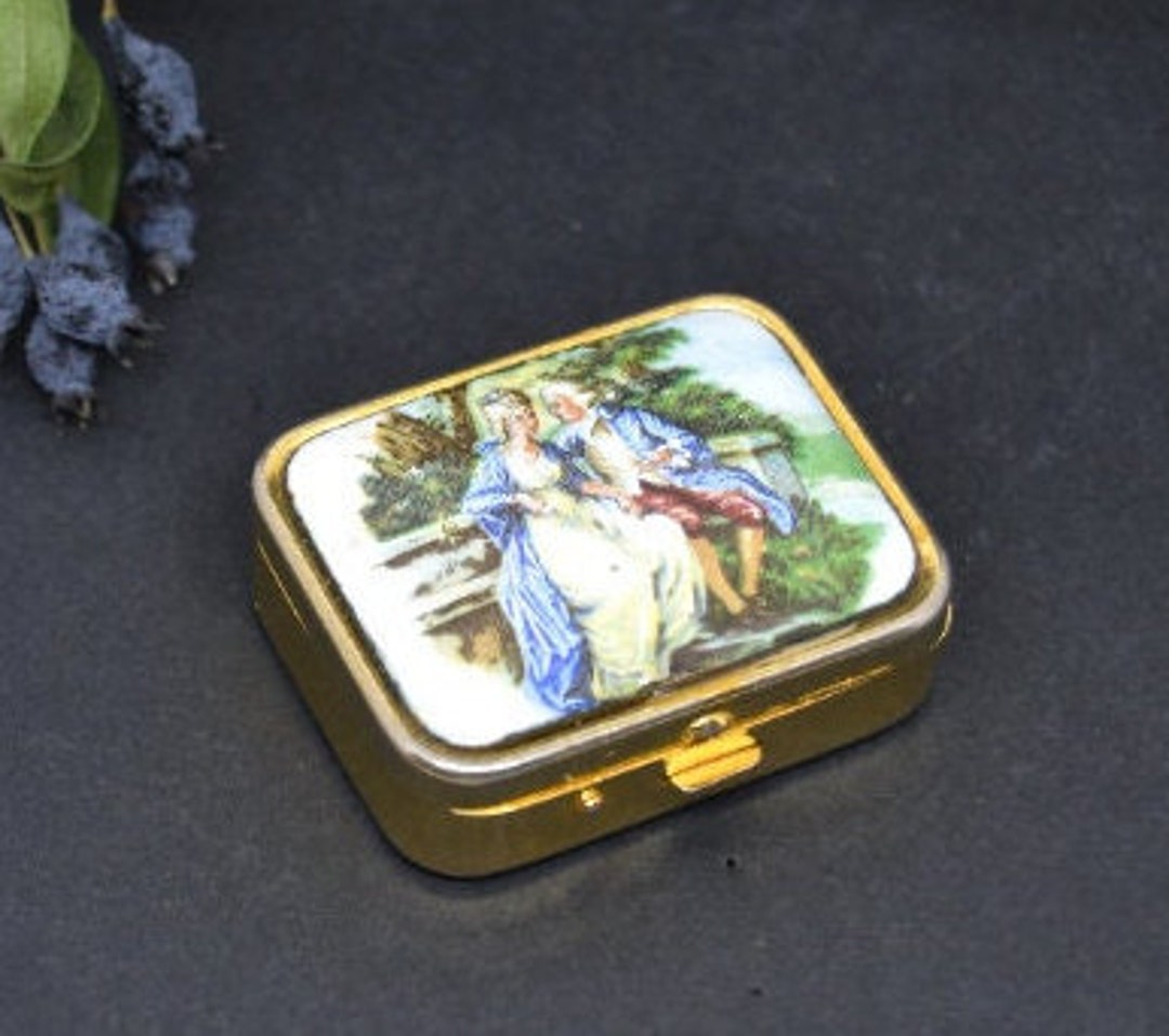 Vintage Pill Box, Gold Tone Pill Box, Collection Pill Box, Pill Box ...