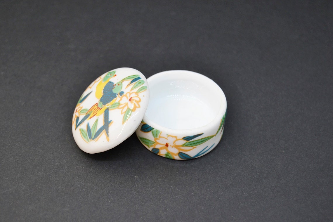 Porcelain Pillbox Small Box Round Box Mini Jewelry Box - Etsy