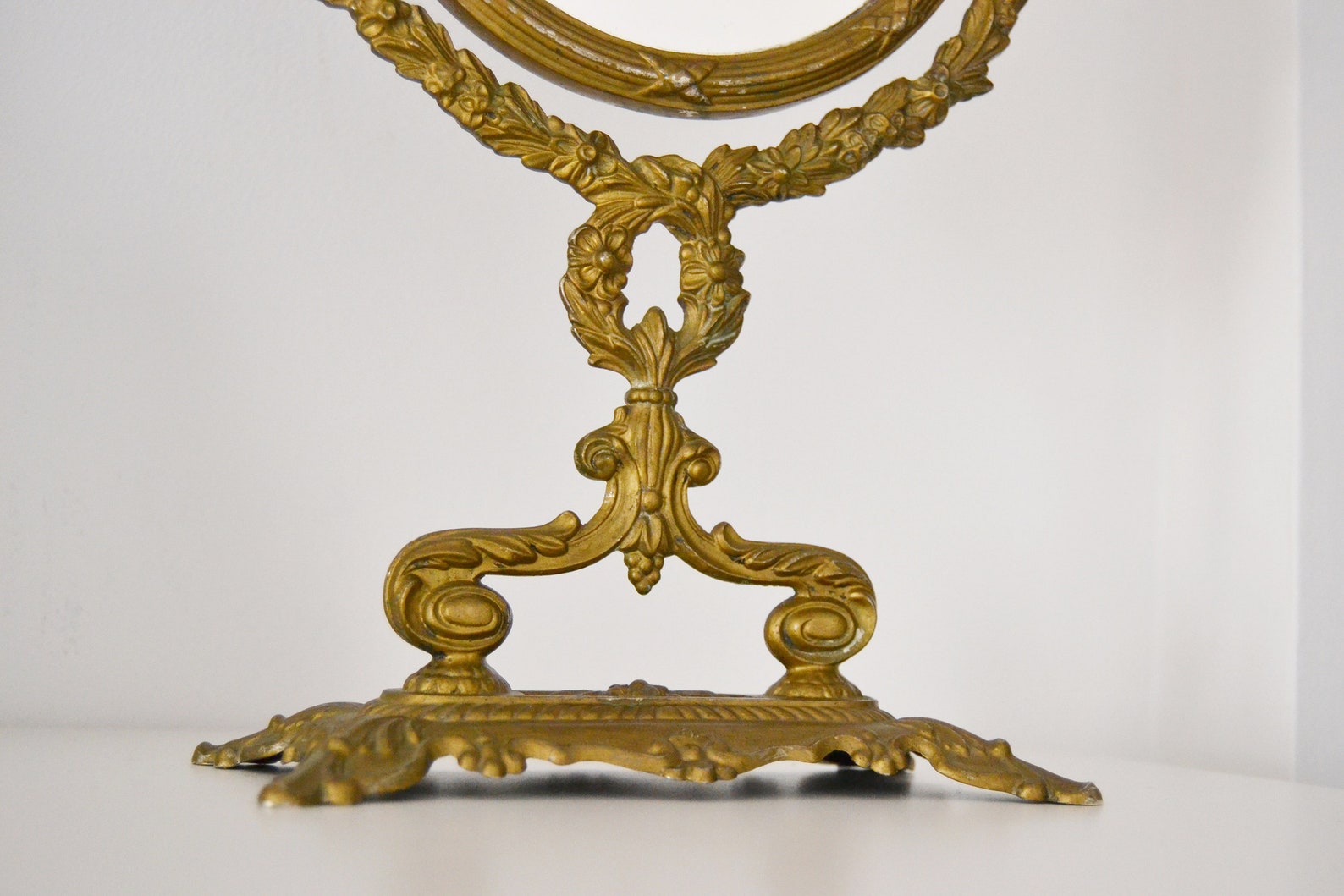 Victorian Style Metal Mirror Antique Large Round Metal Table - Etsy